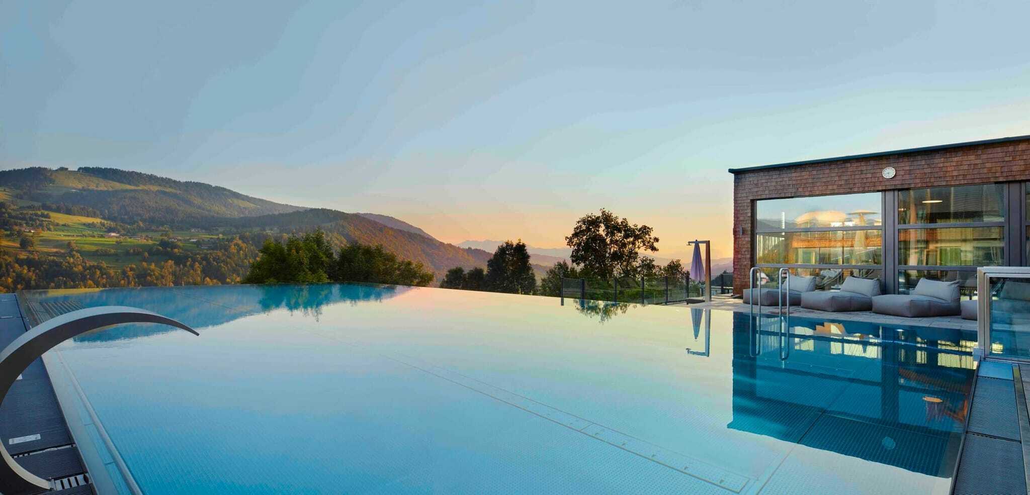 Die schönsten Hotelpools im deutschsprachigen Raum - Mein Tophotel